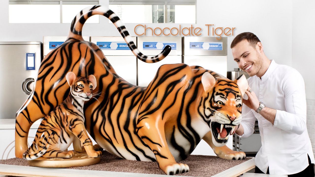 チョコレートで出来た等身大のリアルな虎の親子 | Media Festa